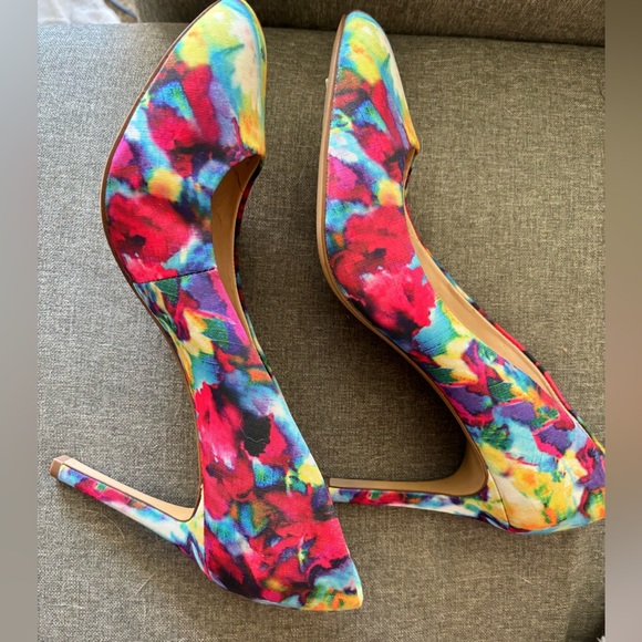 Jessica Simpson | Shoes | Jessica Simpson Colorful Heels With Artistic ...